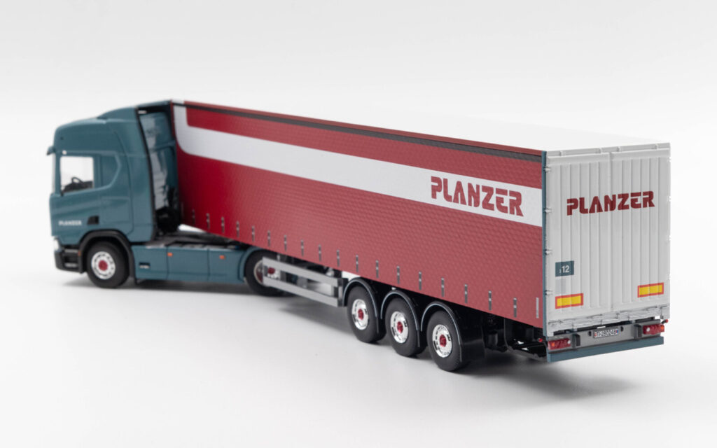 Sattelschlepper Scania R420, Massstab 1:50, Plane rot - Planzer
